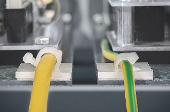 Clips de fixation pour applications industrielles